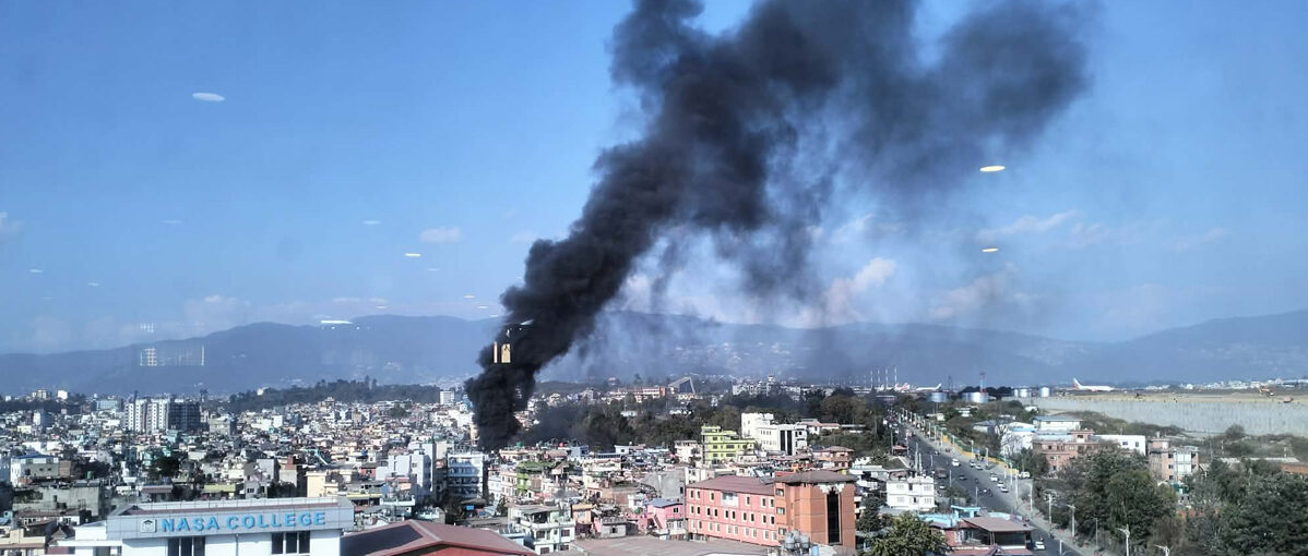 काठमाडौंको गैरिगाउँस्थित काठ गोदाममा आगलागी « Nepalpublicpress